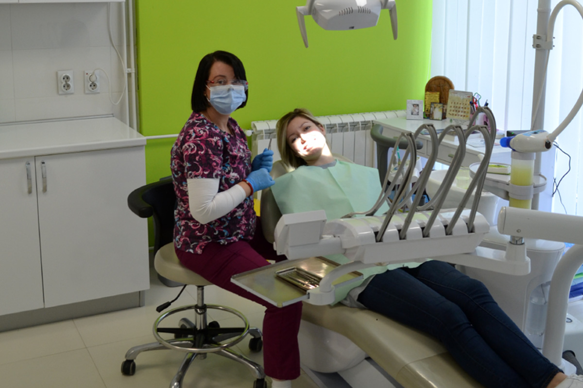 Stomatolog Zarkovo | Stomatoloska ordinacija Lena V | Zubar